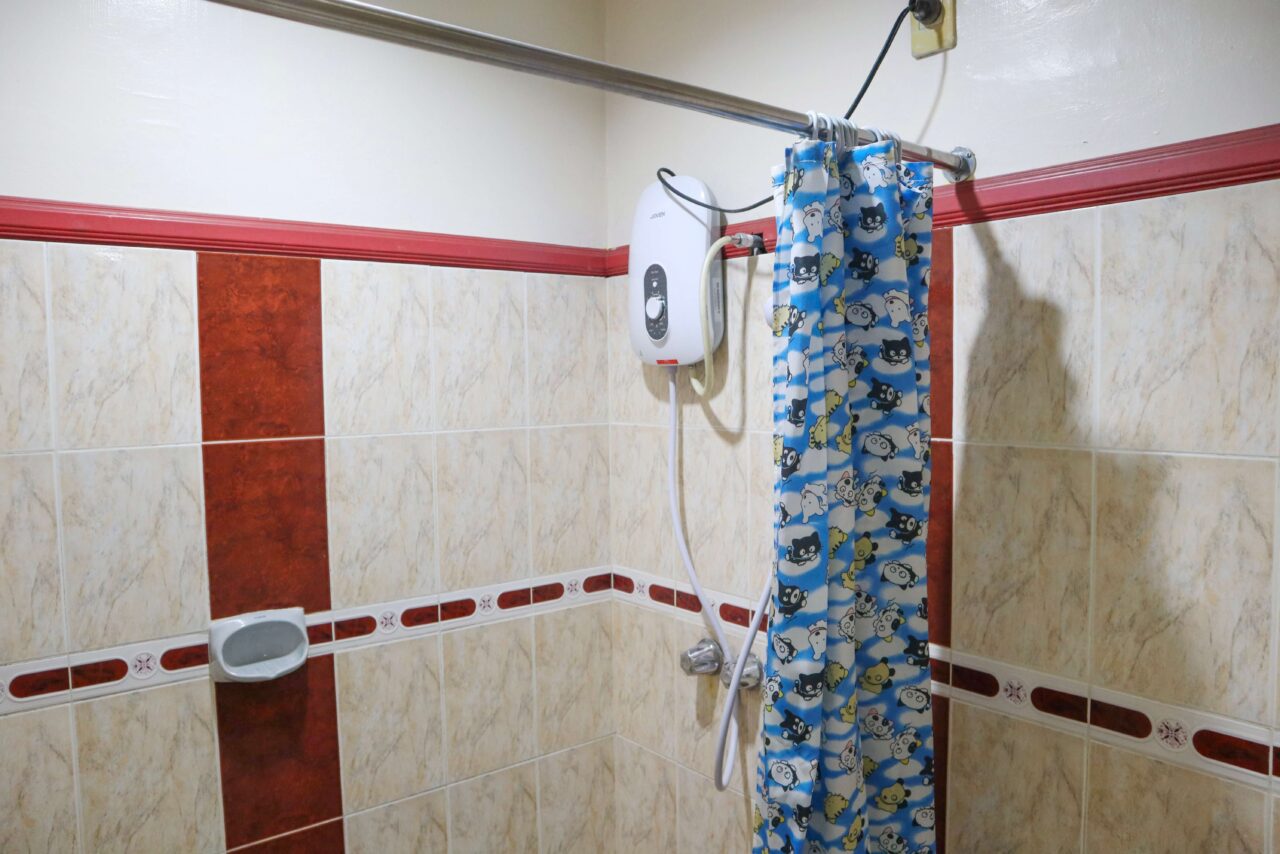 University Hotel Rooms & Lodging